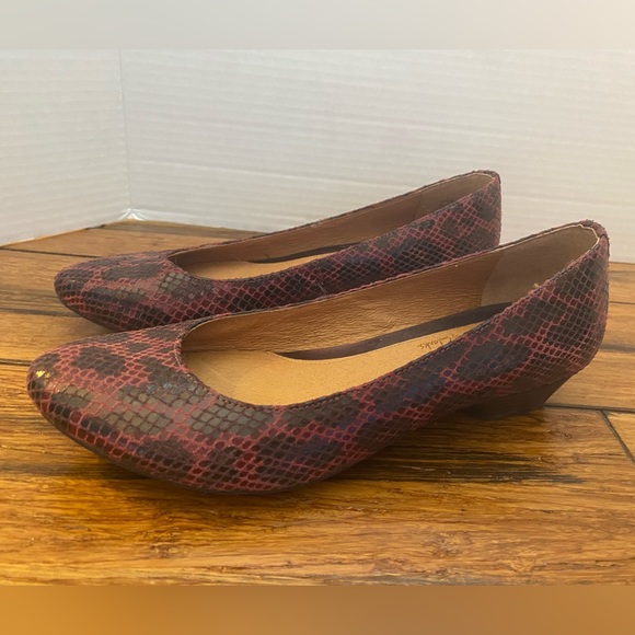 Clarks | Shoes | Indigo By Clarks Flats Red Black Snake Print Slip On ...